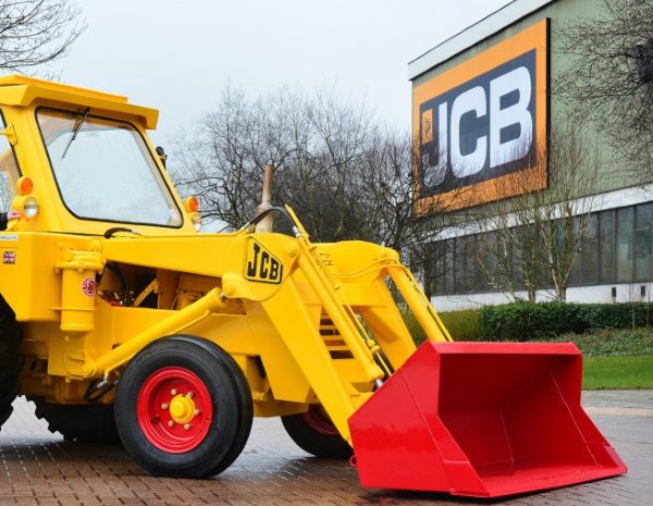 JCB, nuevo patrocinador de Williams Racing para la temporada 2017 - F1 ...