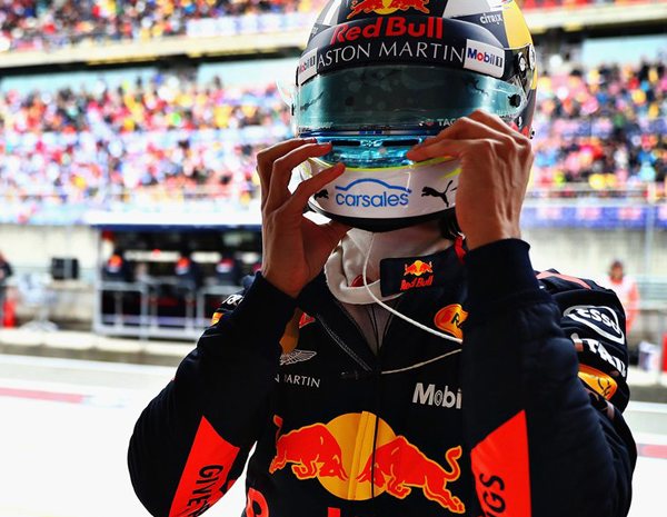 Daniel Ricciardo da la sorpresa y vence en un apasionante Gran Premio ...